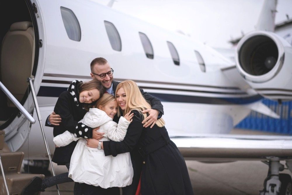 Private Jet Charter - Flying with children - family flights